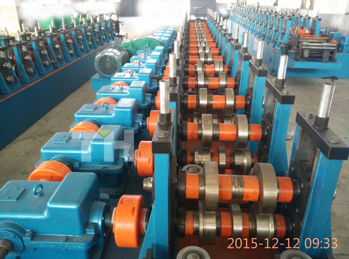 P step beam roll forming machine - Wuxi Taihu Machinery Manufacturing ...