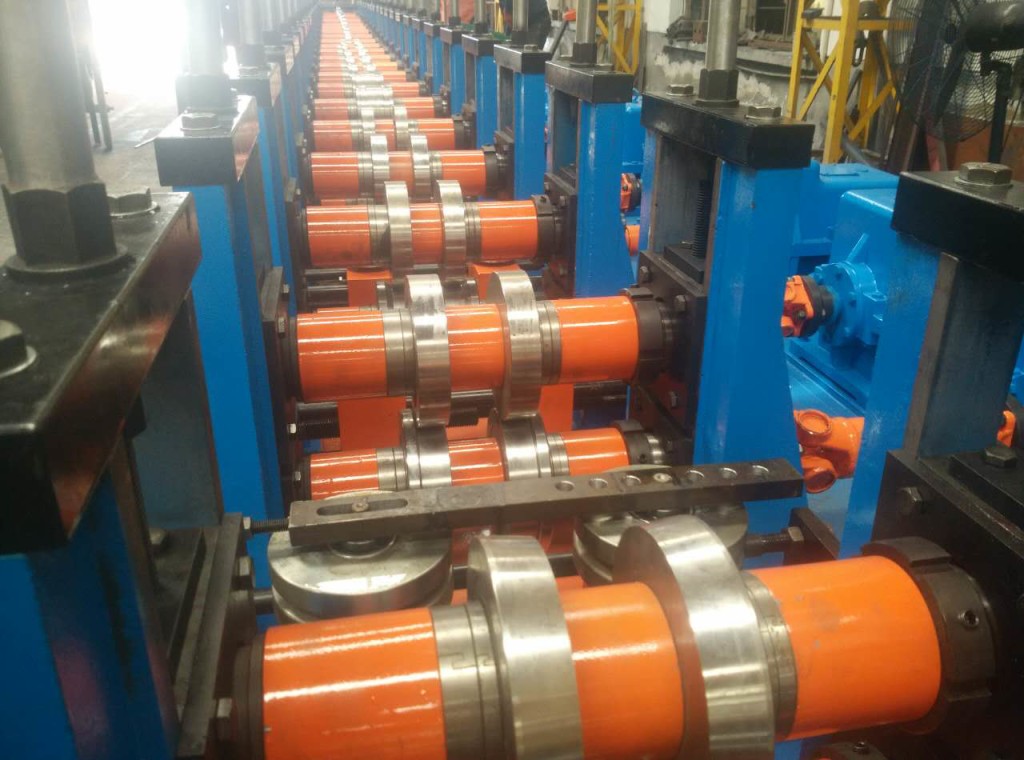 solar strut channel roll forming machine - Wuxi Taihu Machinery ...